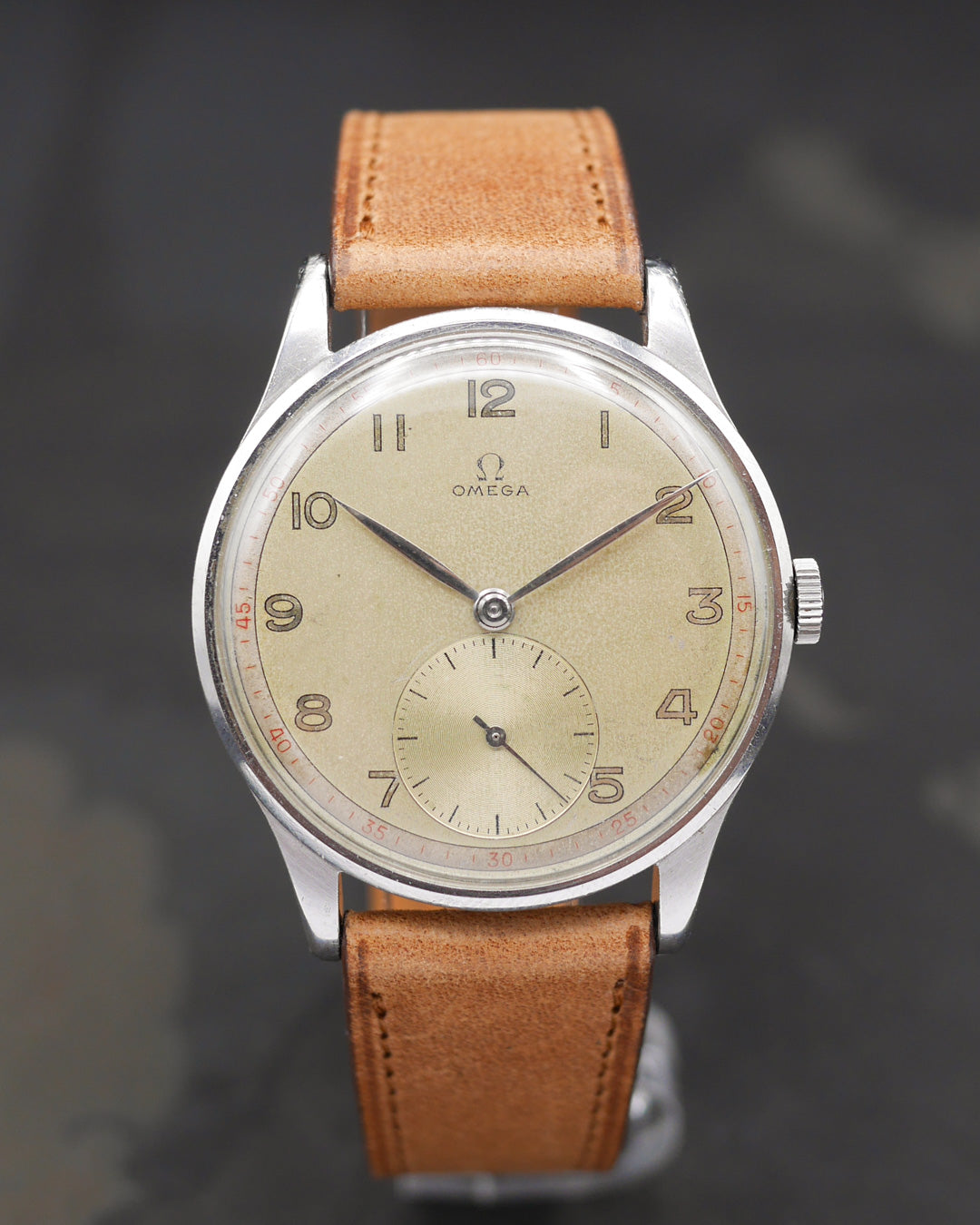 1940s Omega Jumbo red scale 30T2 caliber